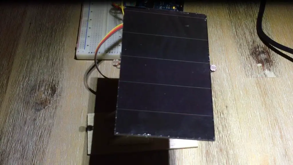 Arduino Solar Tracker, Get More From Your Solar Panels - The DIY Life