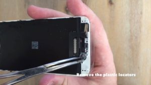 How To Replace A Shattered Screen on iPhone 6/6s - The DIY Life