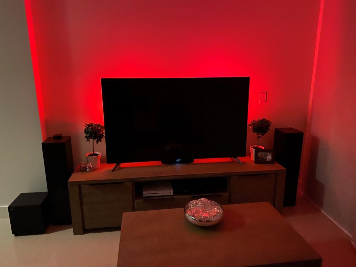 Philips Hue Play Light Bars Unboxing and Review - The DIY Life