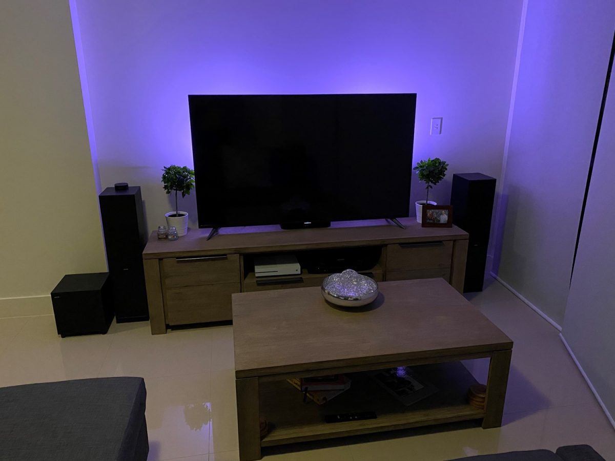 Philips Hue Play Light Bars Unboxing and Review - The DIY Life