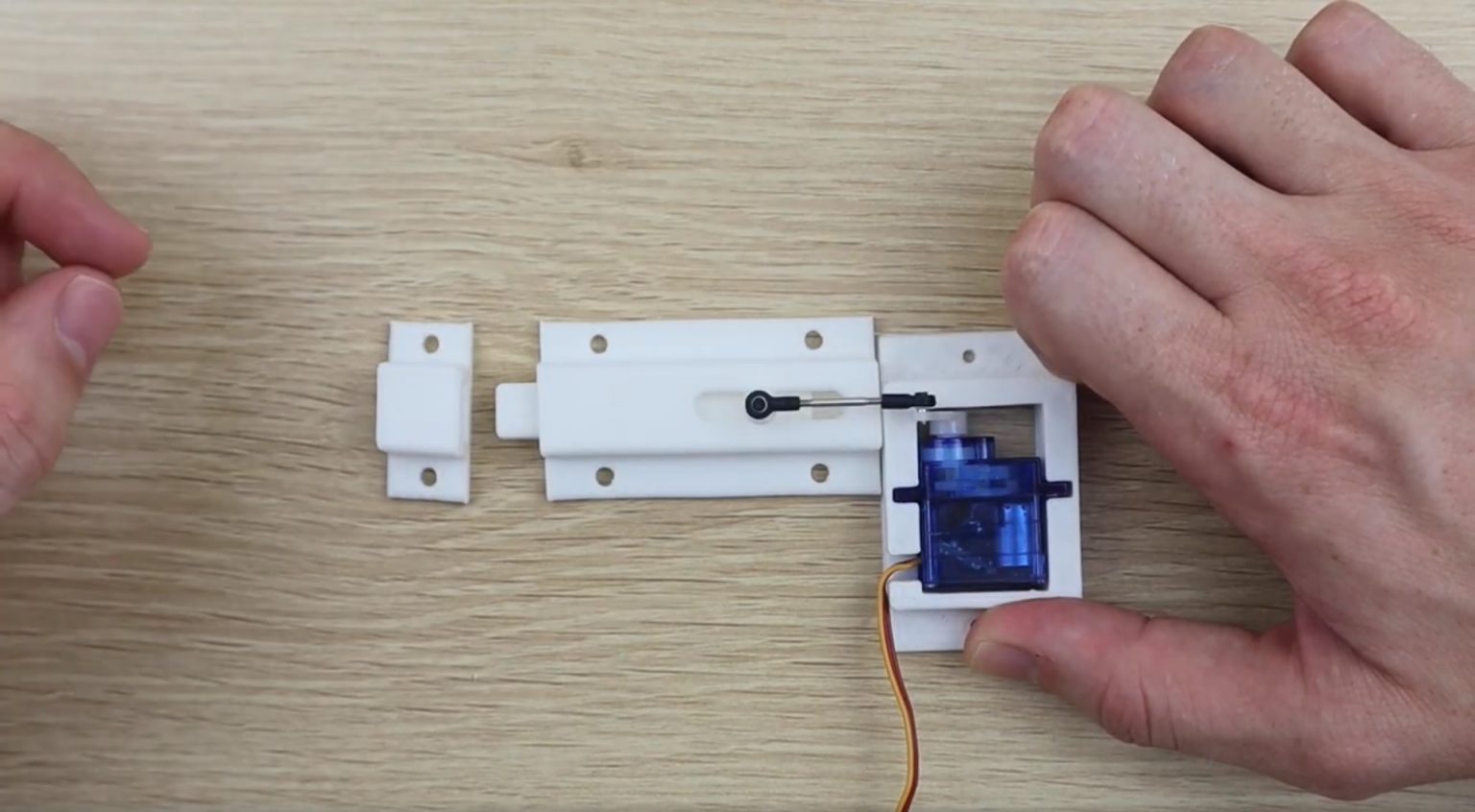 Arduino Based RFID Door Lock - Make Your Own - The DIY Life