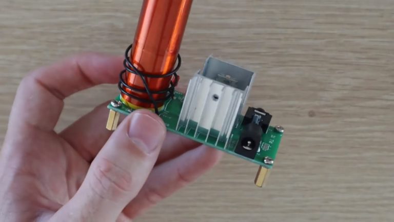 Building A $5 Mini Tesla Coil Kit From Wish - The DIY Life
