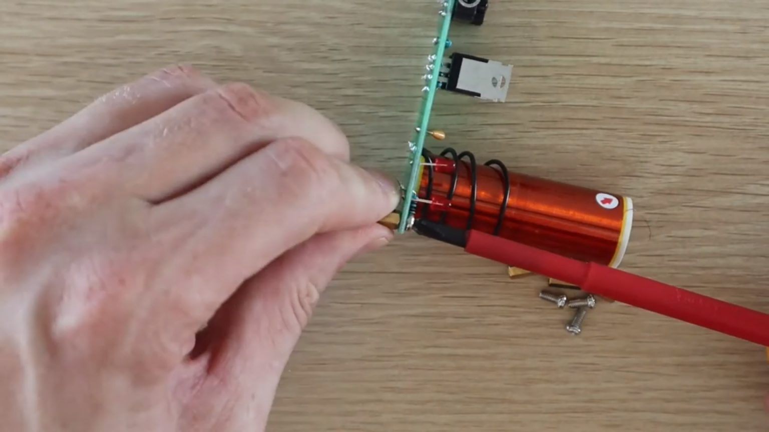 Building A $5 Mini Tesla Coil Kit From Wish - The DIY Life