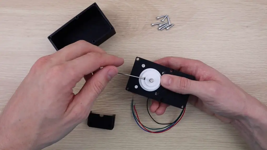 Arduino Automatic Blind Opener - Works With A Remote Control & Alexa ...