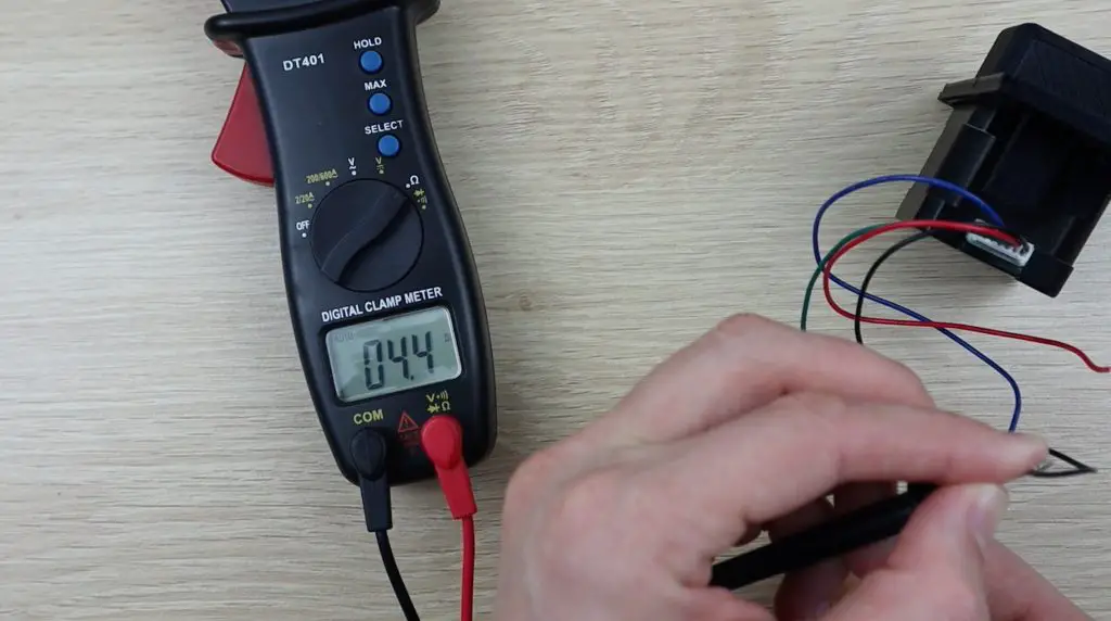 Arduino Automatic Blind Opener - Works With A Remote Control & Alexa ...