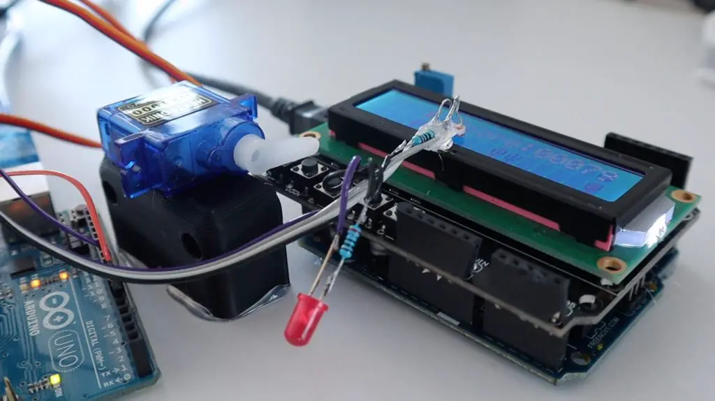 An Arduino Playing The Chrome Dino Game On Another Arduino - The DIY Life