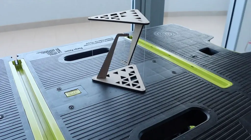 Make Your Own Desktop Tensegrity Tables - The DIY Life