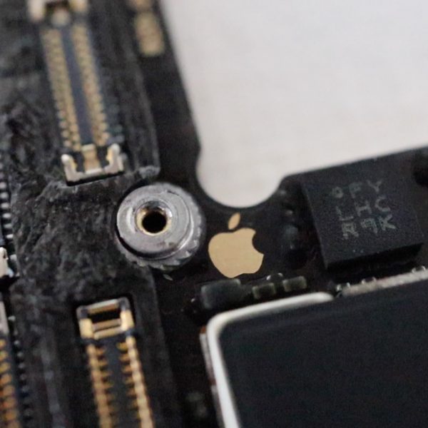 iPhone X Camera Internals - The DIY Life