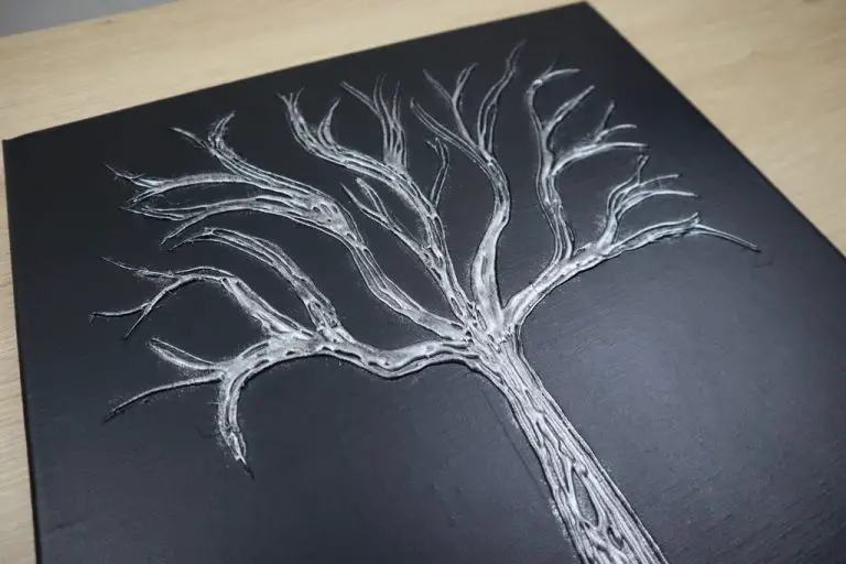 Easy Hot Glue Tree Canvas - The DIY Life