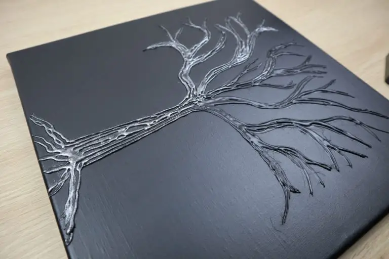 Easy Hot Glue Tree Canvas - The DIY Life