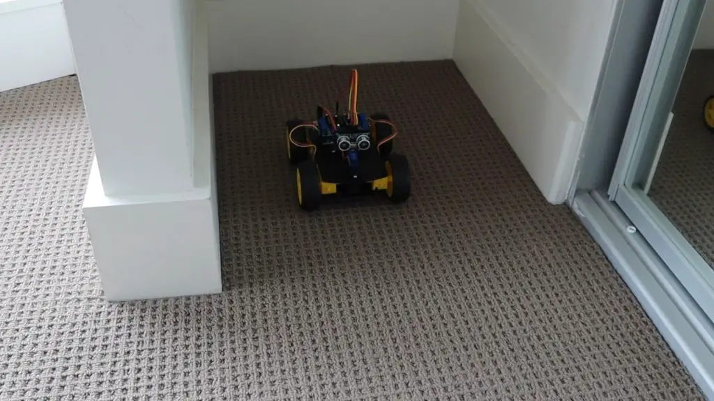 Arduino Based Obstacle Avoiding Robot Car - The DIY Life