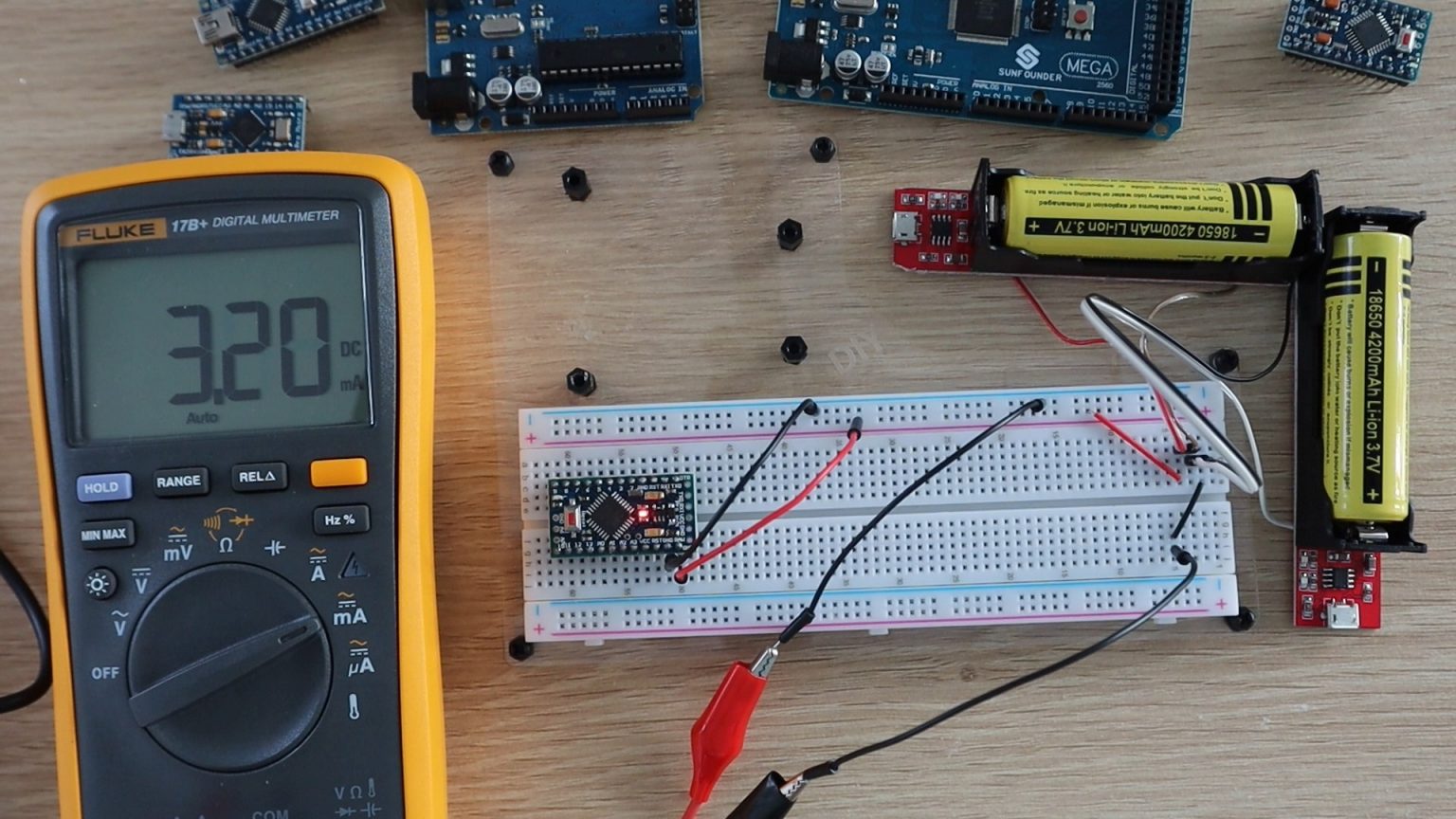 How Long Can An Arduino Run On Batteries? I Tested 6 Of The Most Common ...