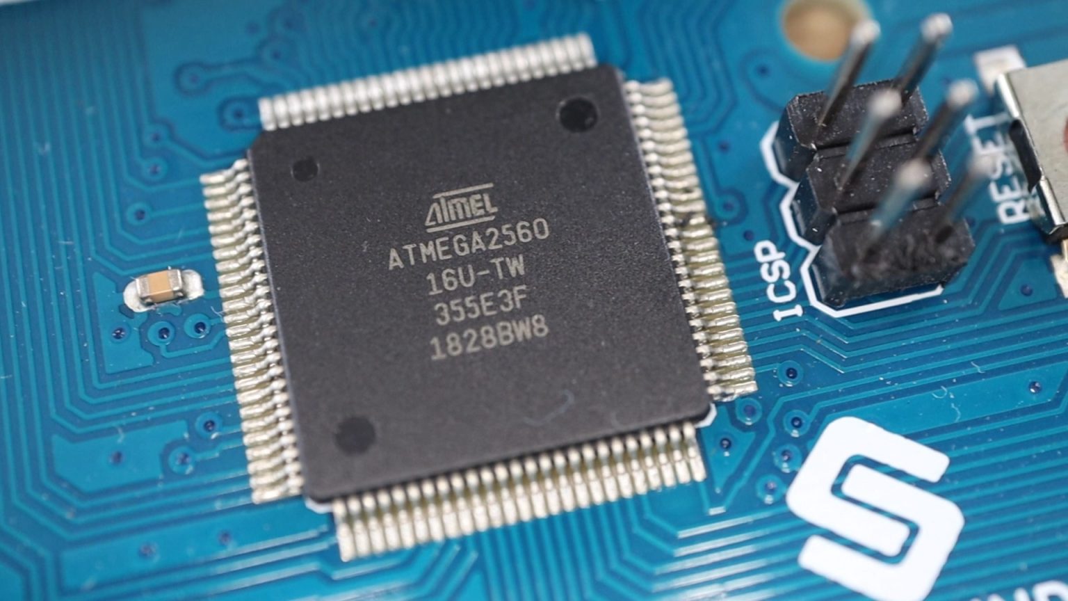 How Long Can An Arduino Run On Batteries? I Tested 6 Of The Most Common ...