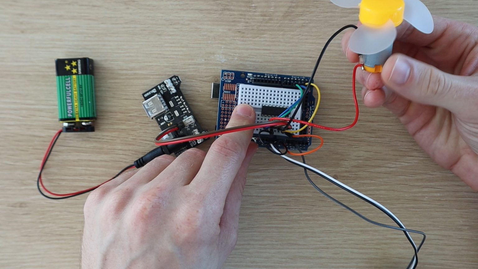 Elegoo Uno Project Super Starter Kit Unboxing & Review - The DIY Life