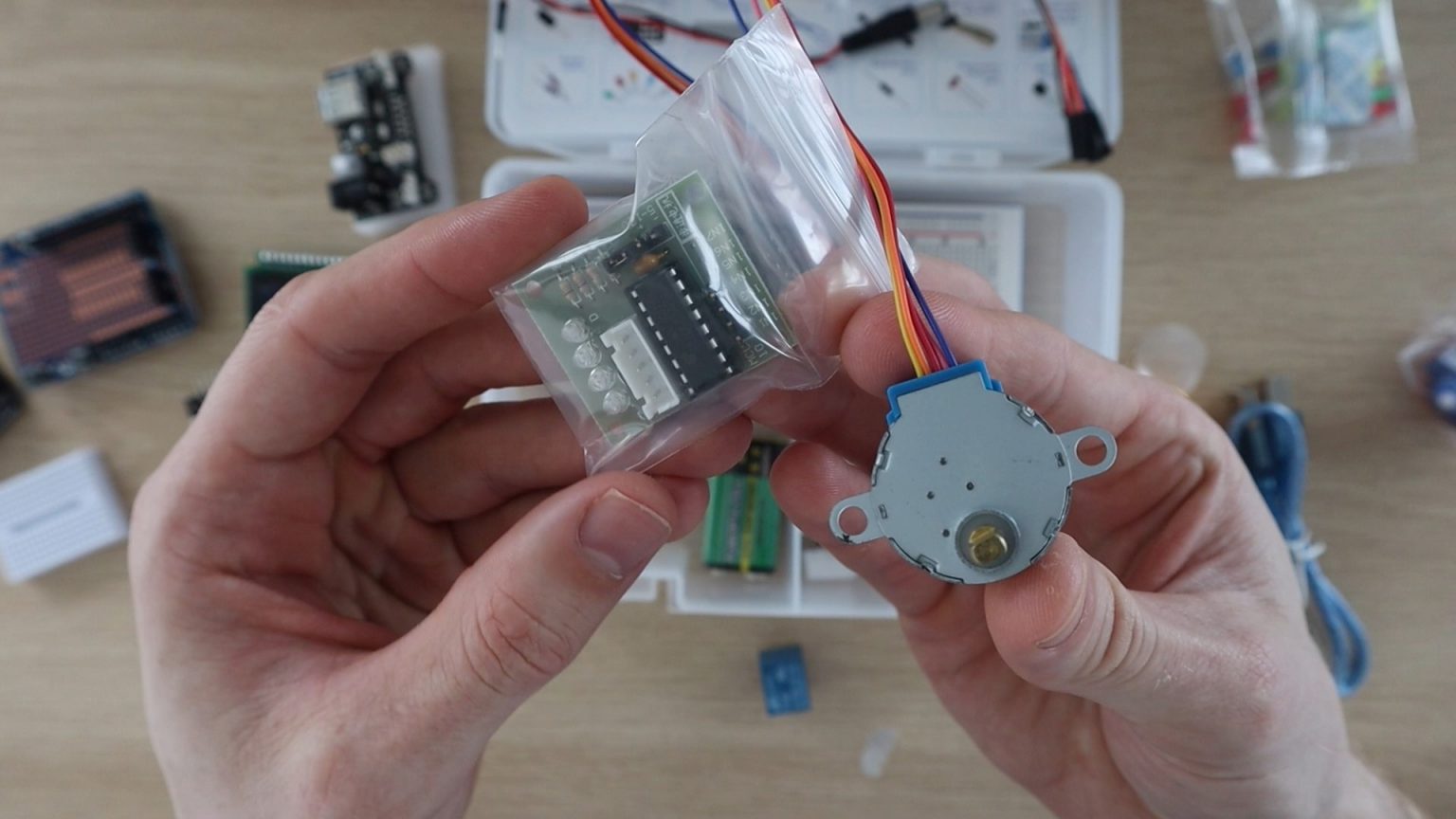 Elegoo Uno Project Super Starter Kit Unboxing & Review - The DIY Life