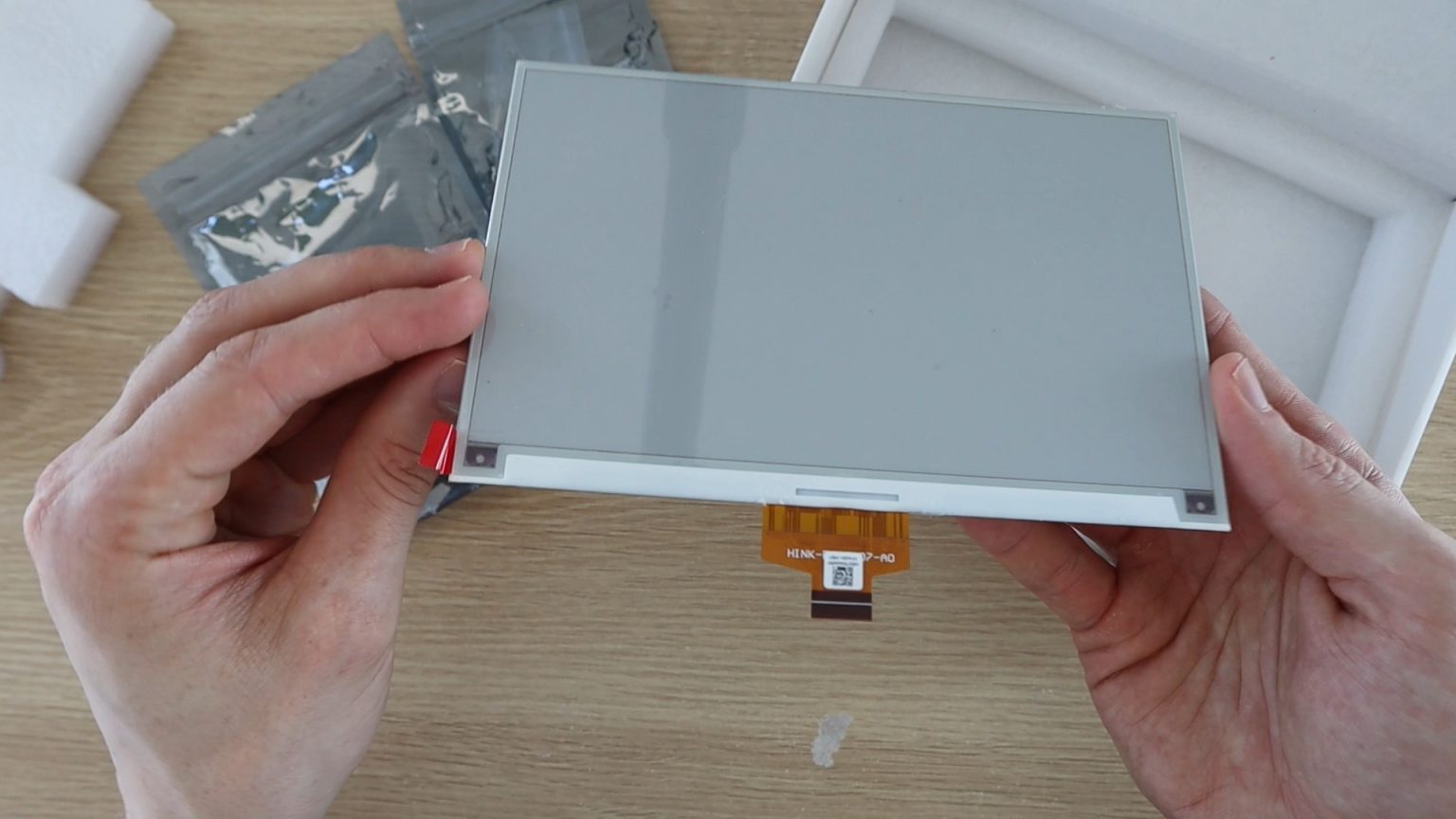 Make A YouTube Subscriber Counter Using An E-Ink Display And A ...