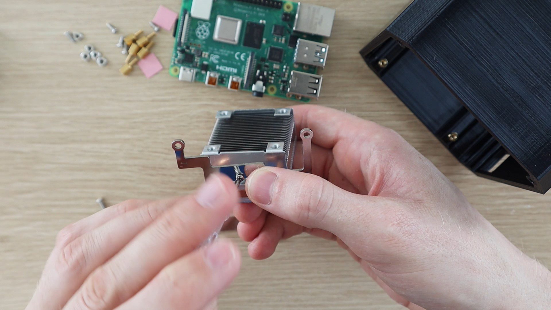 DIY Raspberry Pi 4 Desktop Case With OLED Stats Display - The DIY Life