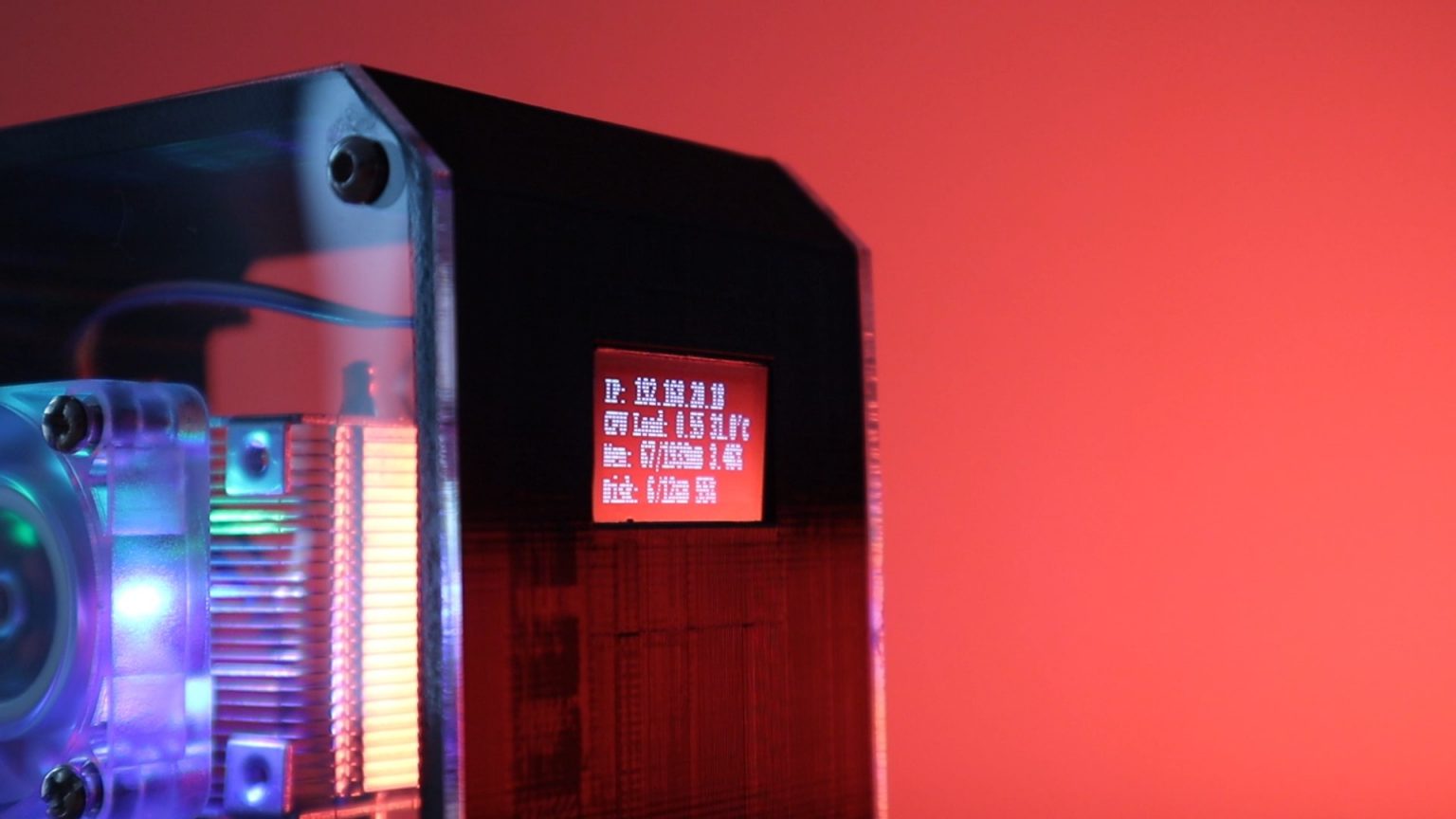 DIY Raspberry Pi 4 Desktop Case With OLED Stats Display - The DIY Life