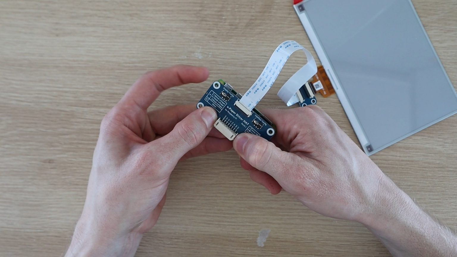 Make A Youtube Subscriber Counter Using An E Ink Display And A