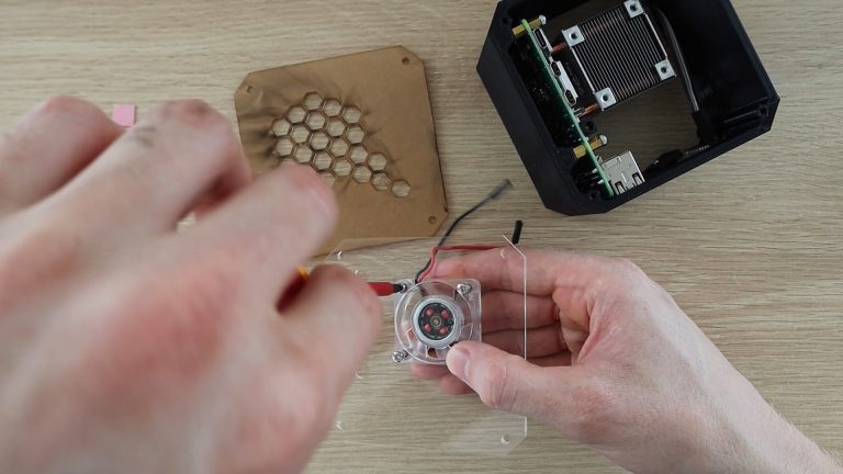 DIY Raspberry Pi 4 Desktop Case With OLED Stats Display - The DIY Life