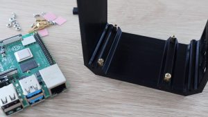 DIY Raspberry Pi 4 Desktop Case With OLED Stats Display - The DIY Life