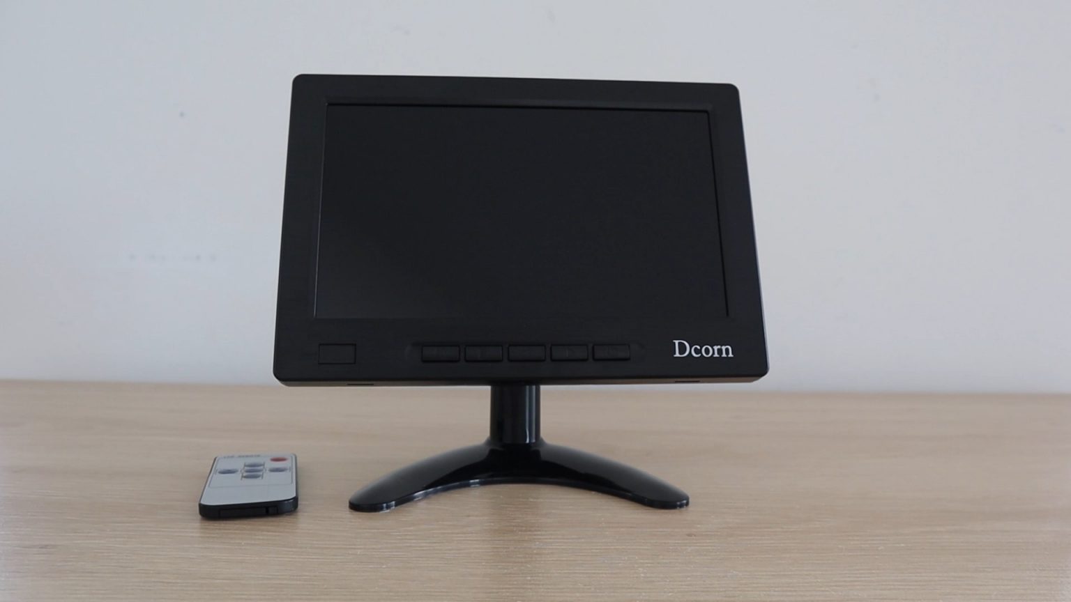 Mini Sega Genesis Console Powered By A Raspberry Pi 4 Running RetroPie - The DIY Life