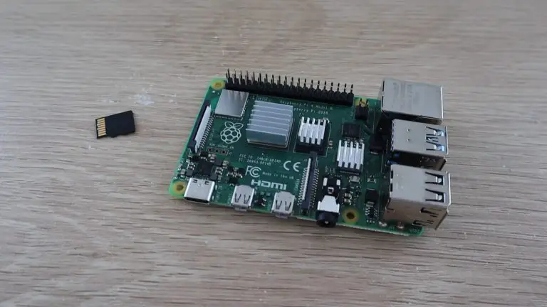 Mini Sega Genesis Console Powered By A Raspberry Pi 4 Running RetroPie ...