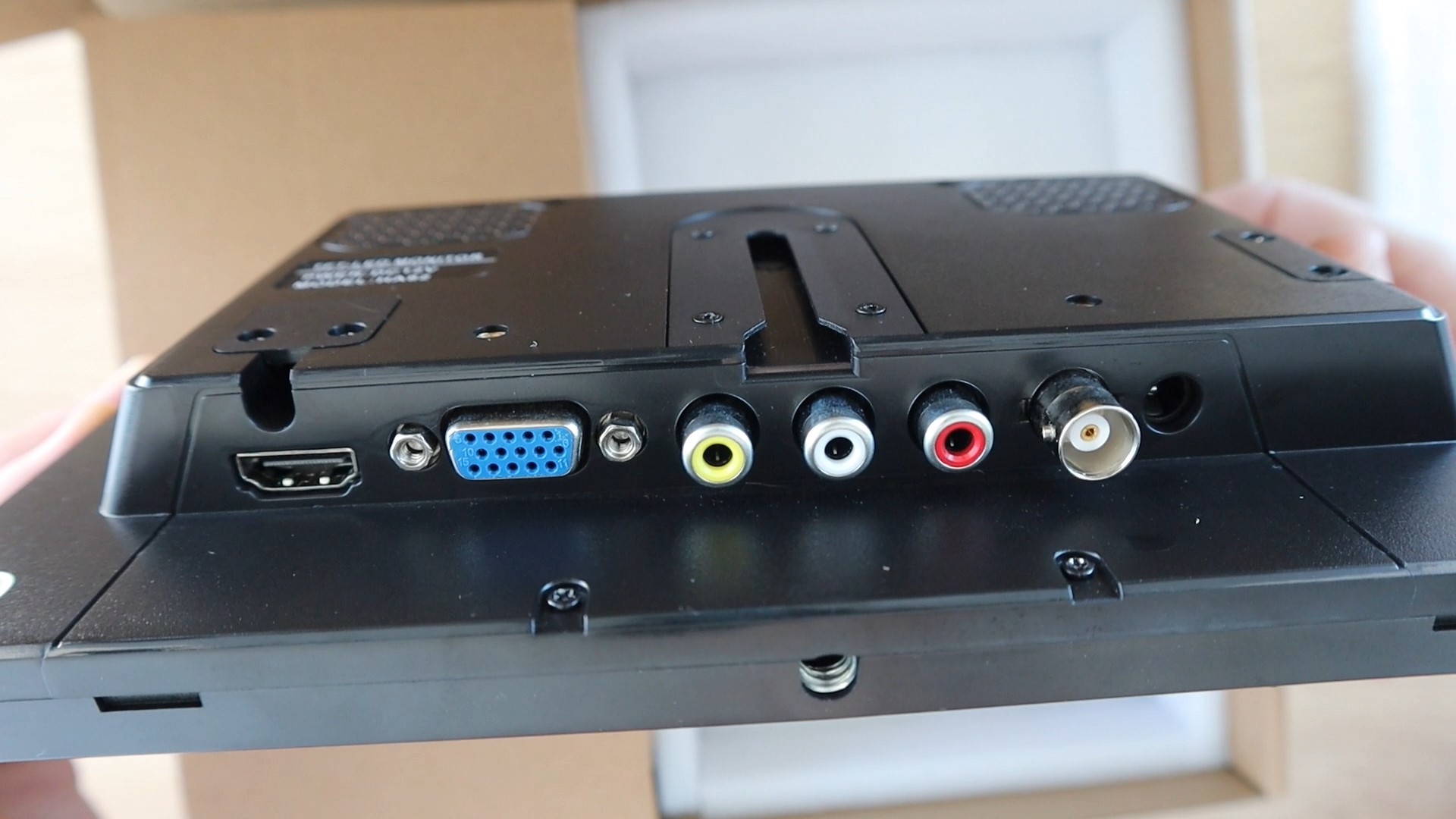 Mini Sega Genesis Console Powered By A Raspberry Pi 4 Running RetroPie - The DIY Life