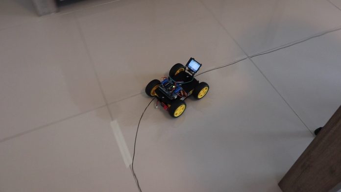 Adding AI Vision To A Robot Car Using A Huskylens | The DIY Life