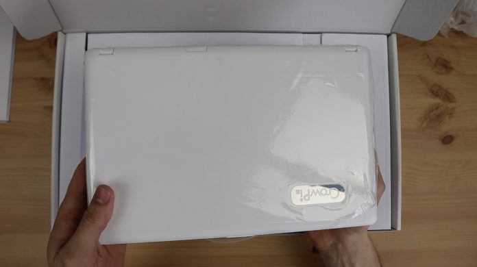 A New Raspberry Pi Powered Laptop - The CrowPi-L - The DIY Life