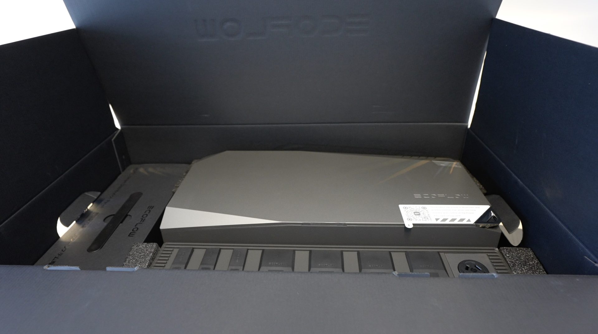 Taking My Workshop Offgrid Using EcoFlow Power Kits - The DIY Life