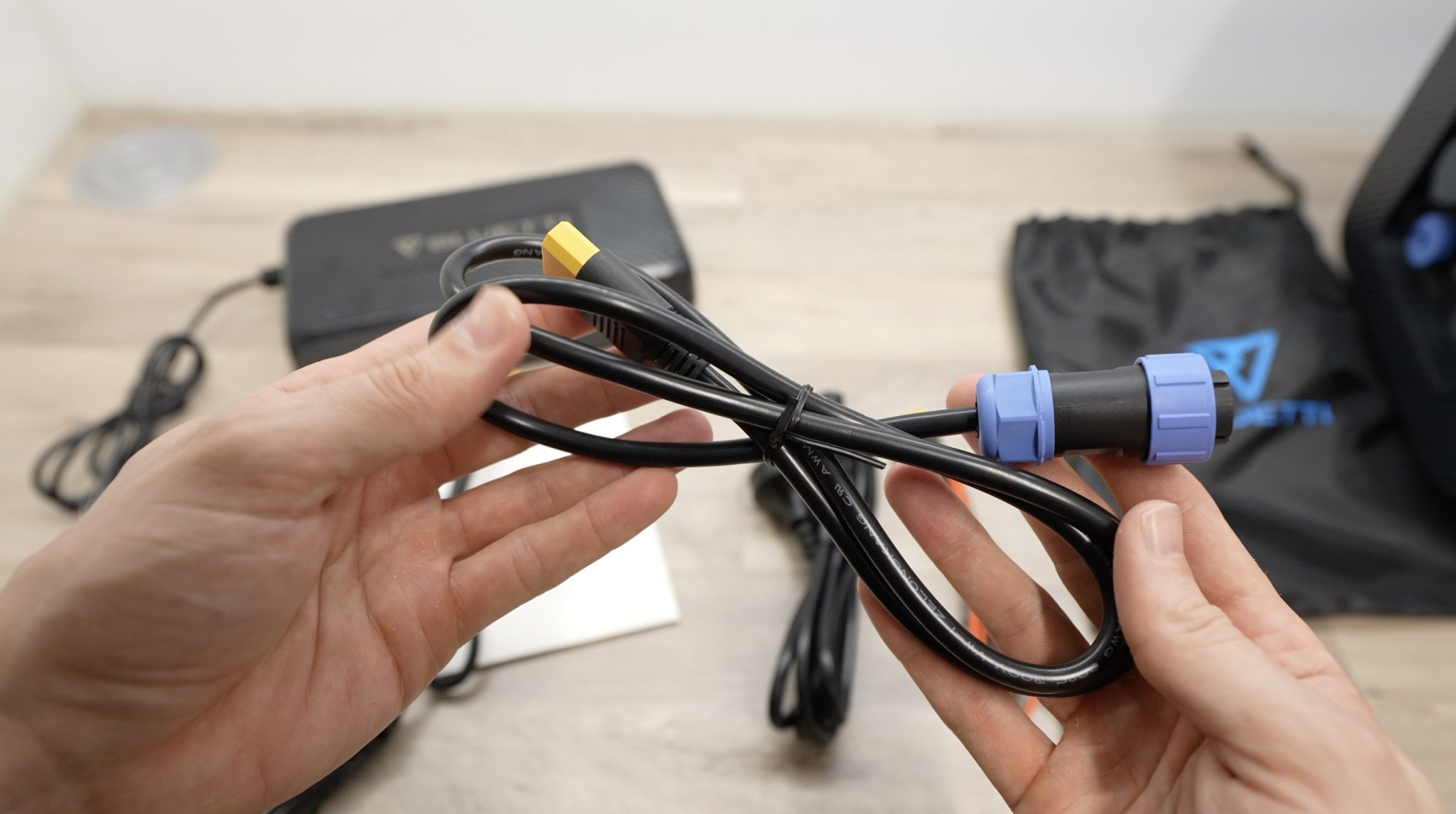 Bluetti AC200MAX Portable Power Station - Unboxing & Review - The DIY Life