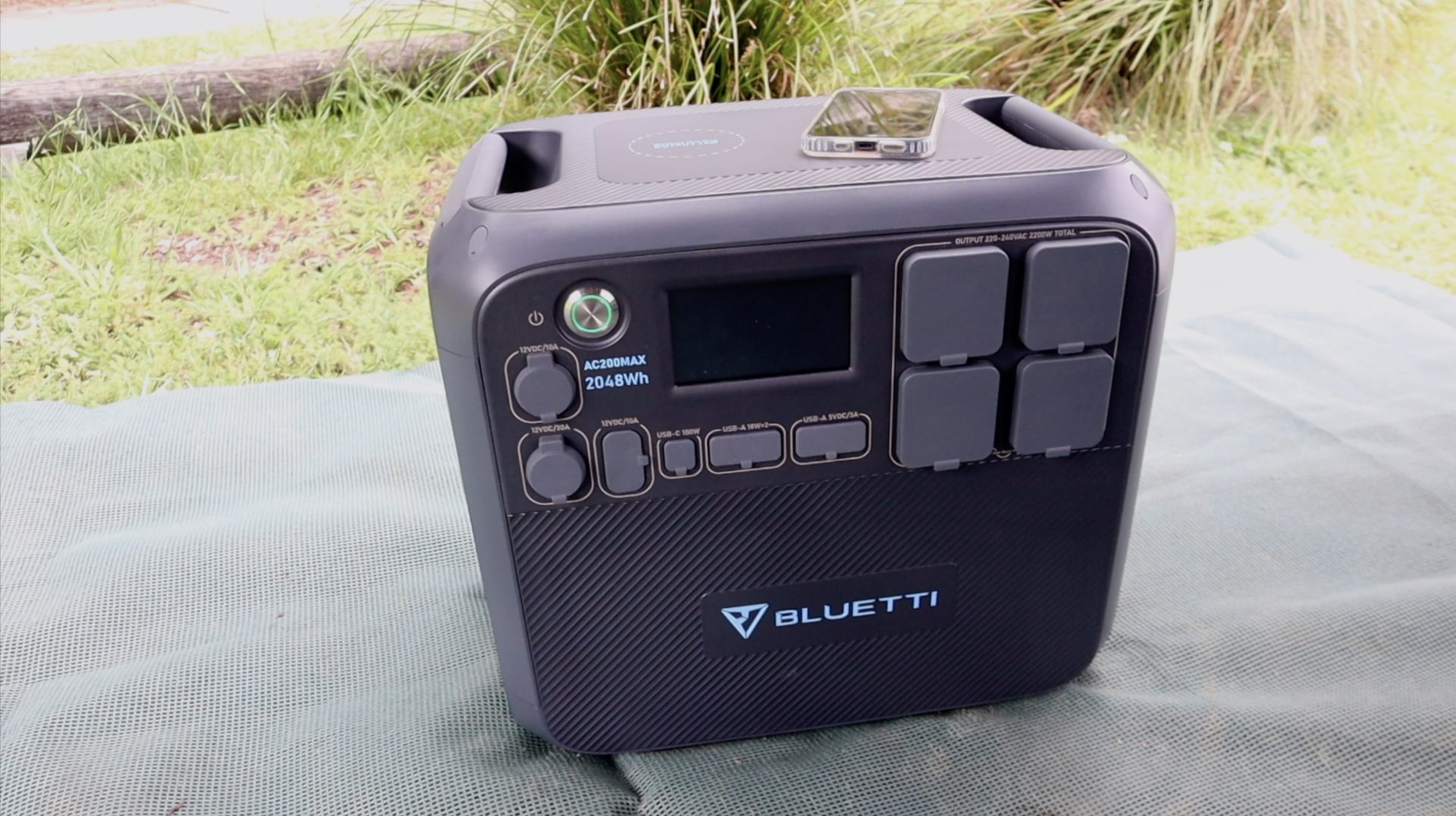 Bluetti AC200MAX Portable Power Station - Unboxing & Review - The DIY Life