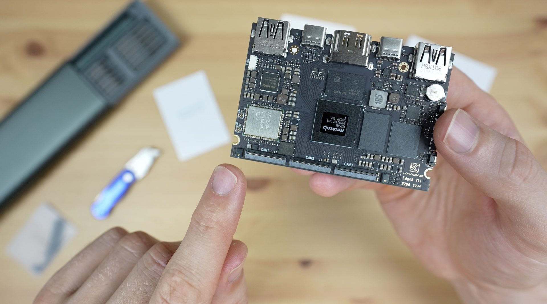 I hope the Raspberry Pi 5 is this good - Khadas Edge 2 Pro - The DIY Life