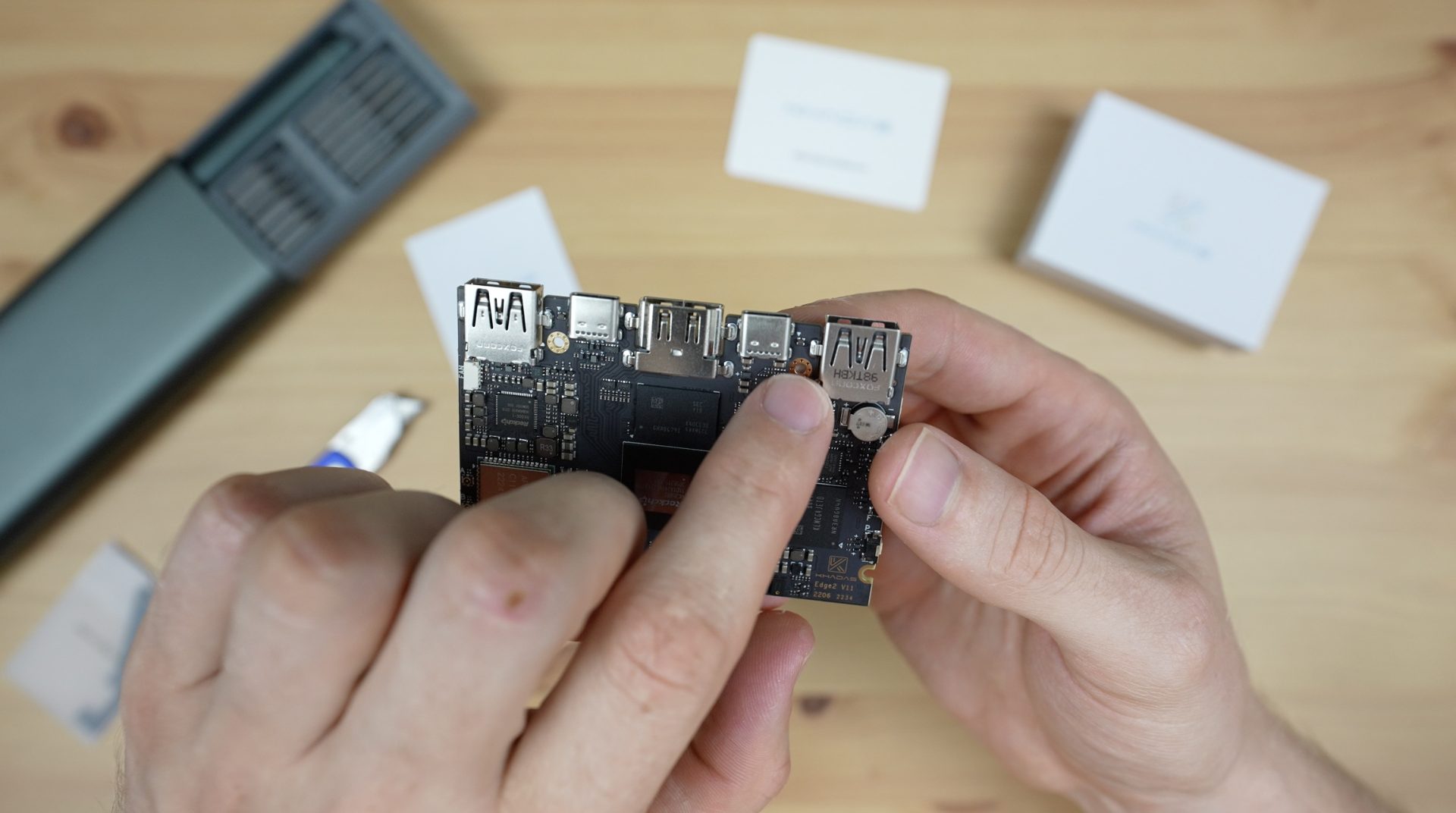 I hope the Raspberry Pi 5 is this good - Khadas Edge 2 Pro - The DIY Life