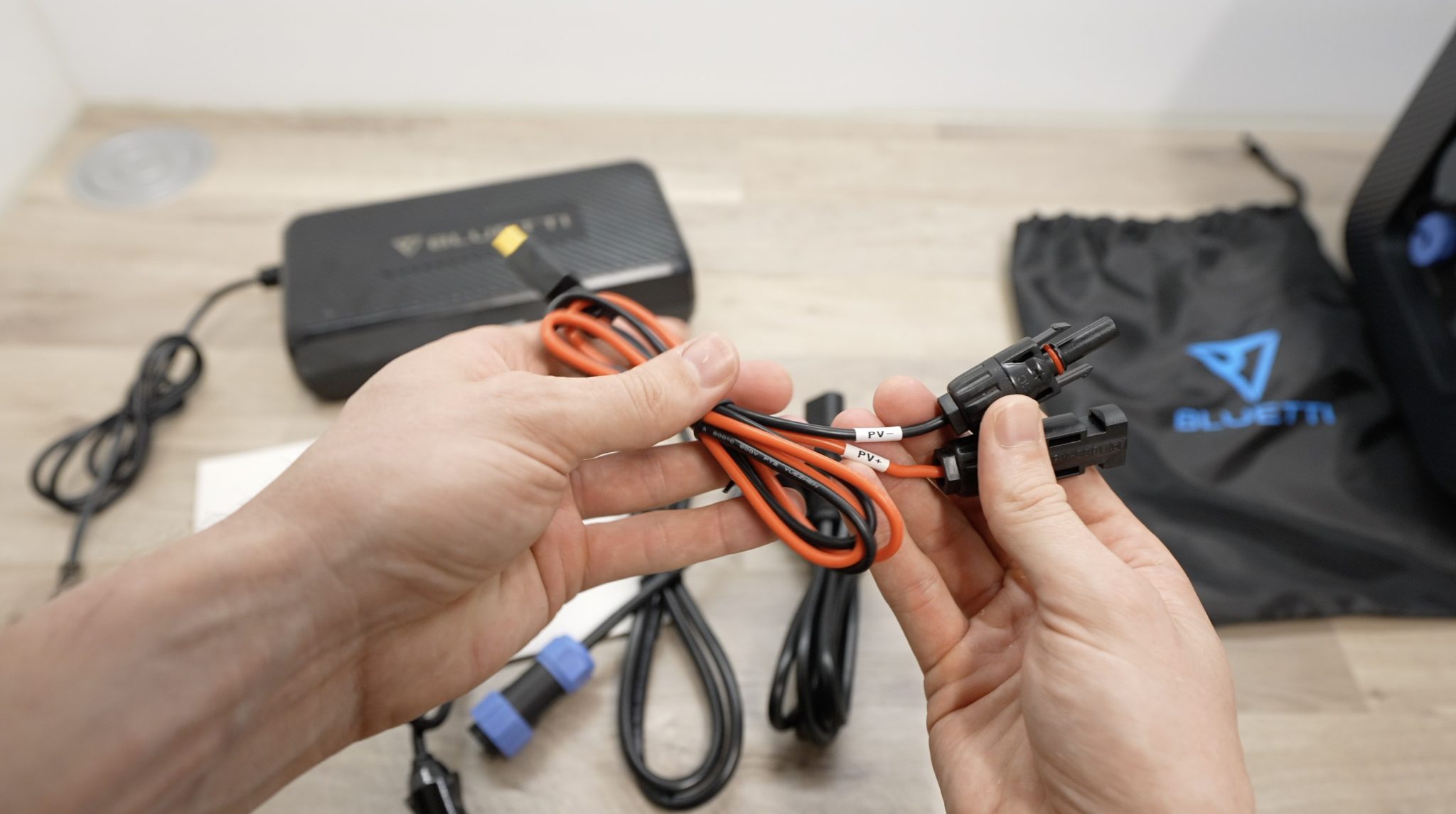 Bluetti AC200MAX Portable Power Station - Unboxing & Review - The DIY Life