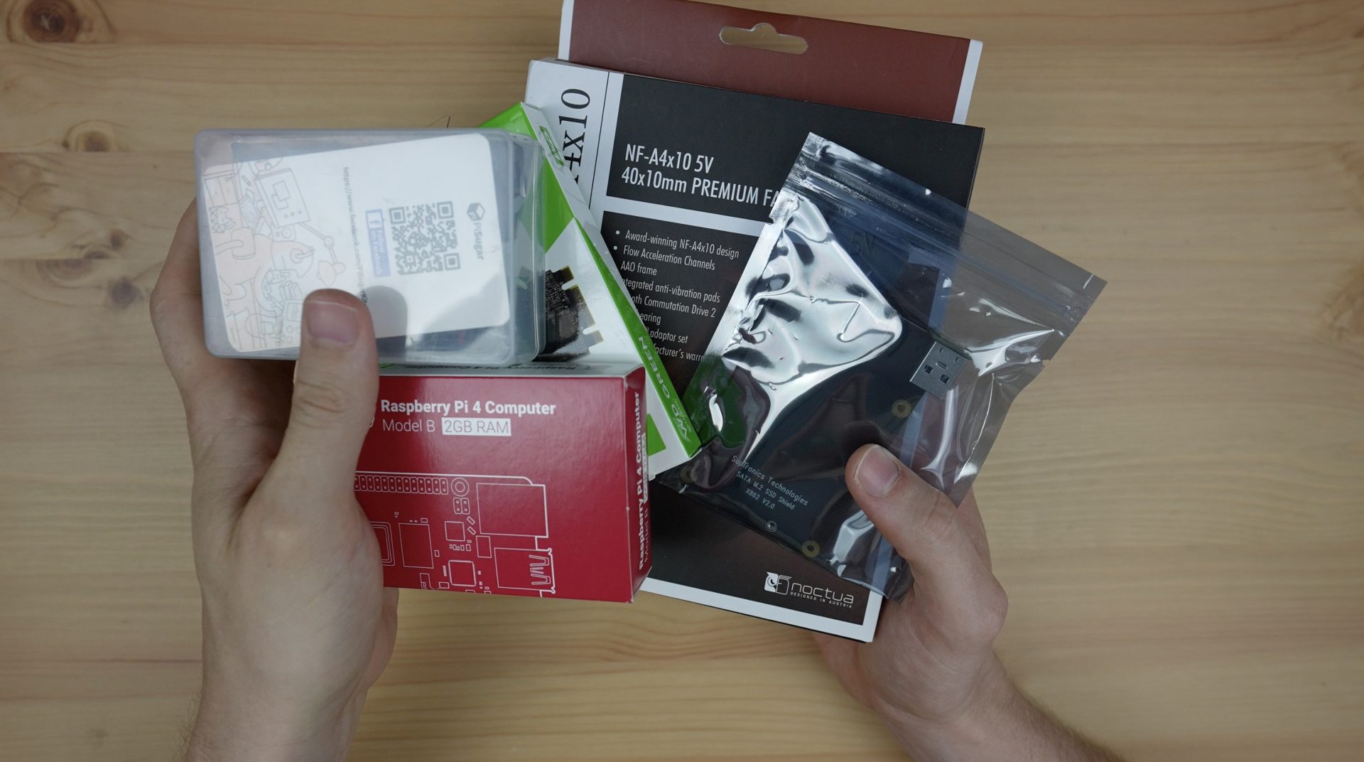 I Made The World's Smallest Server Rack - With UPS and SSD Storage ...