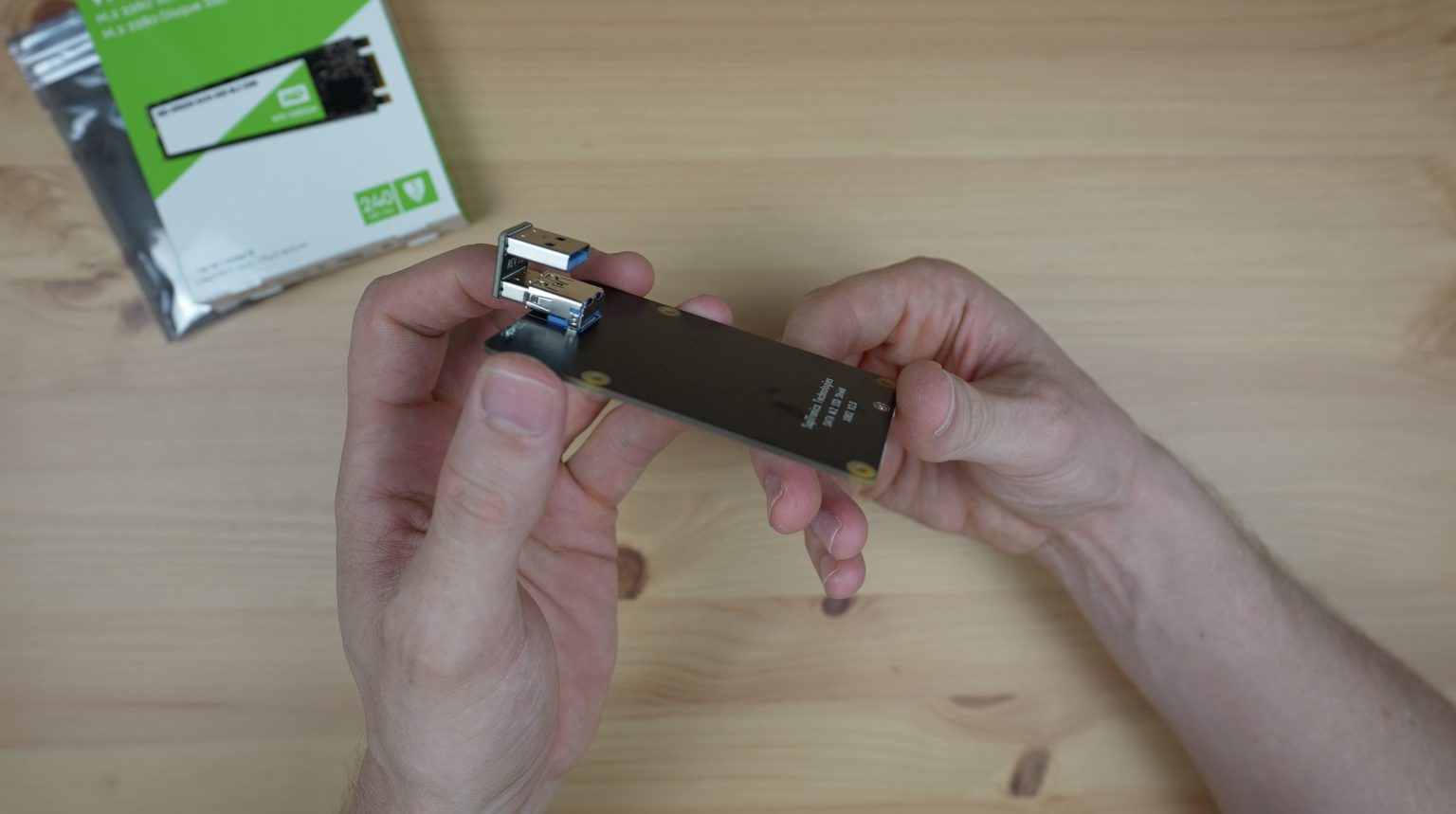 I Made The World's Smallest Server Rack - With UPS and SSD Storage ...