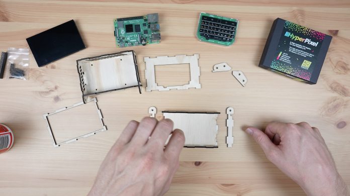 Make A Tiny Raspberry Pi Based Cyberdeck - The DIY Life