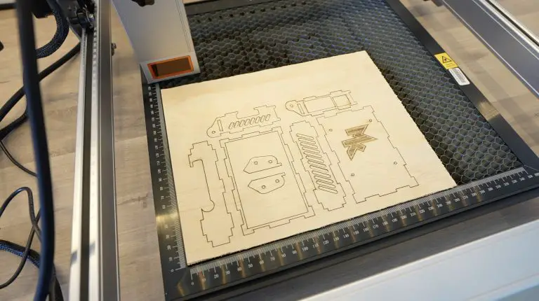 Make A Tiny Raspberry Pi Based Cyberdeck The Diy Life