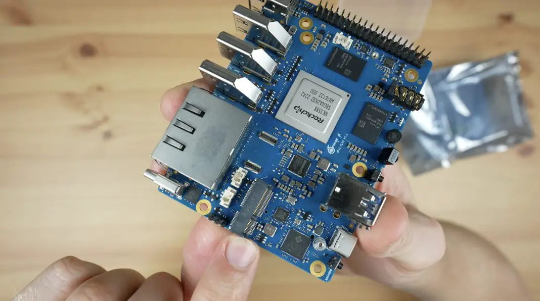 Orange Pi 5 Plus Test & Review - The DIY Life