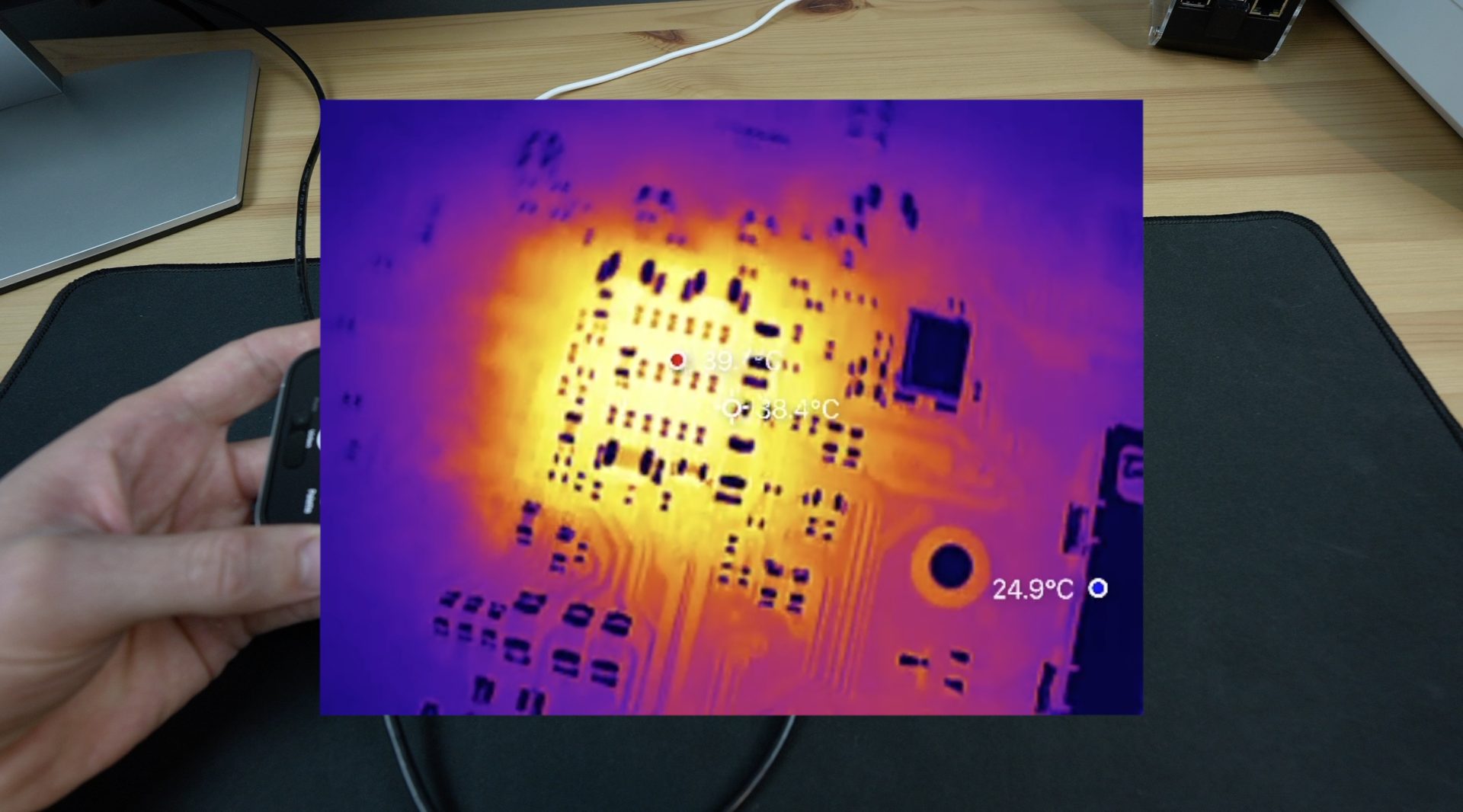 Raspberry Pi 4B Insane Overclock To 2.5 Ghz - The DIY Life