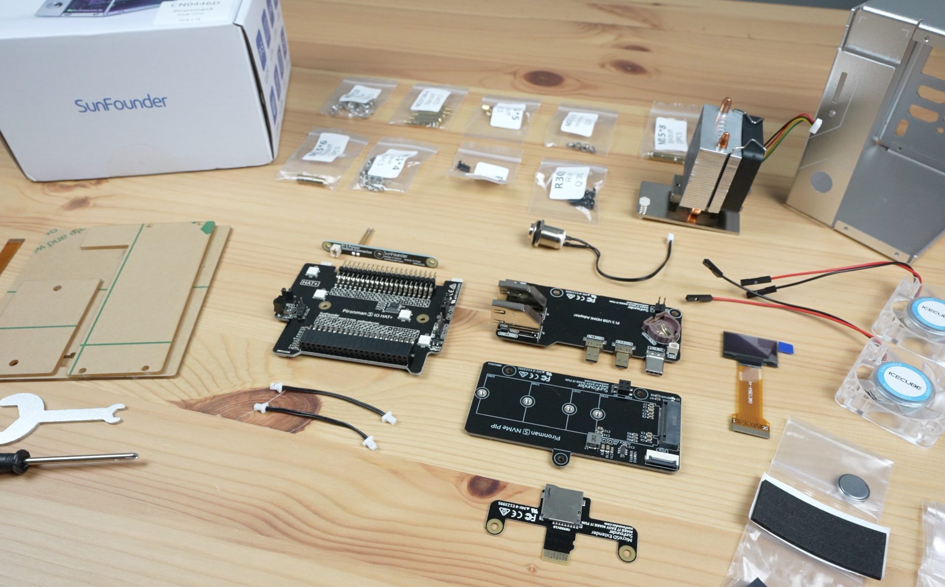Pironman 5 NVMe Raspberry Pi 5 Case Review - The DIY Life