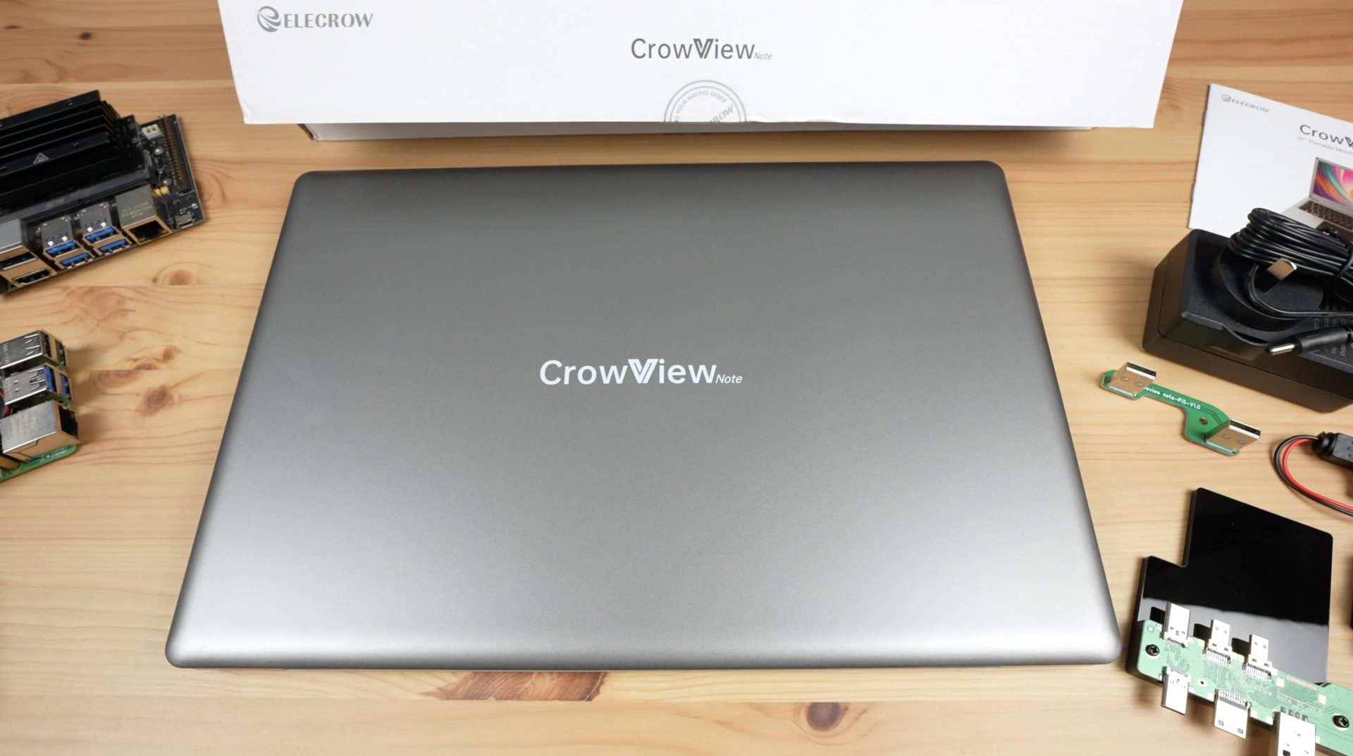 CrowView Note 14" Workstation - Unboxing and Review - The DIY Life