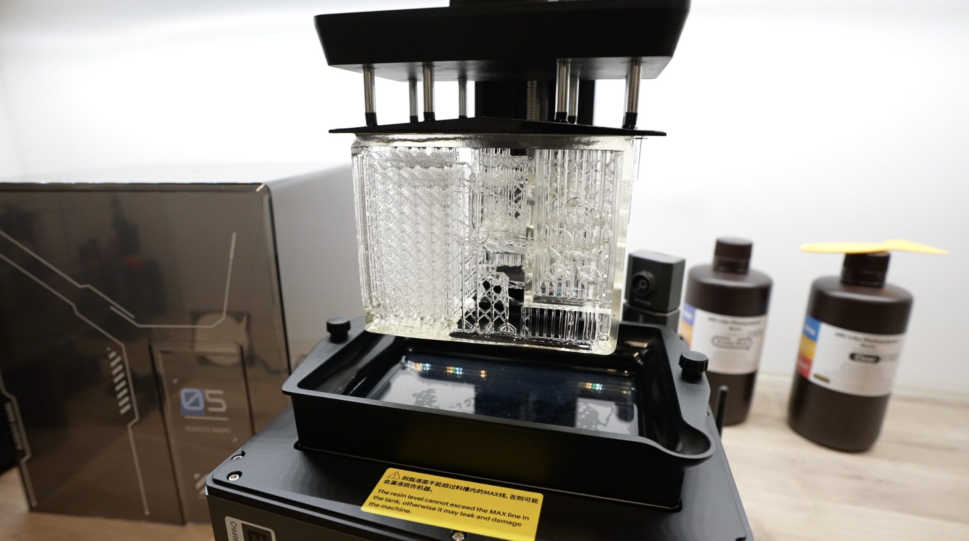 Raspberry Pi 5 Case With An Integrated Water-Cooling Loop - The DIY Life