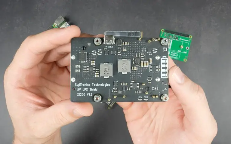 Ultimate Raspberry Pi 5 Desktop Server with UPS, NVMe Drive & Stats ...