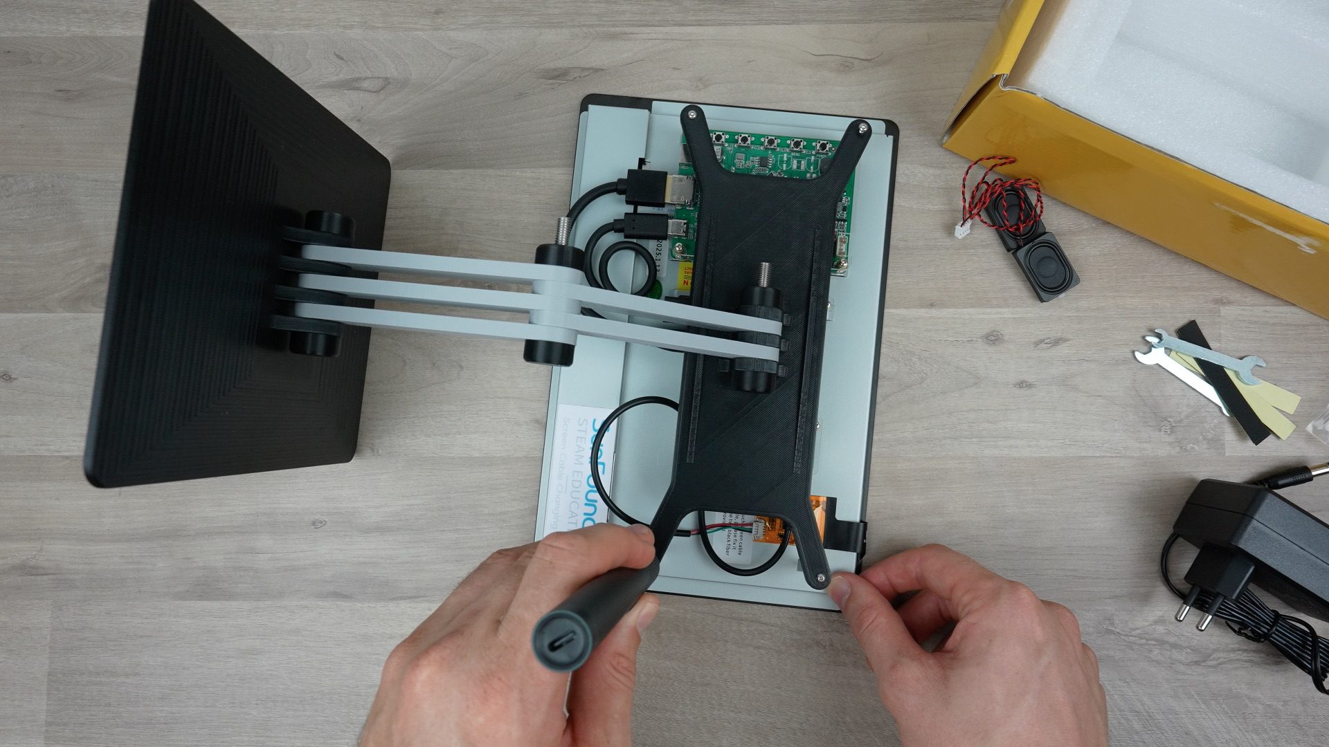 Display Stand Mounted To Back Of Display - The DIY Life