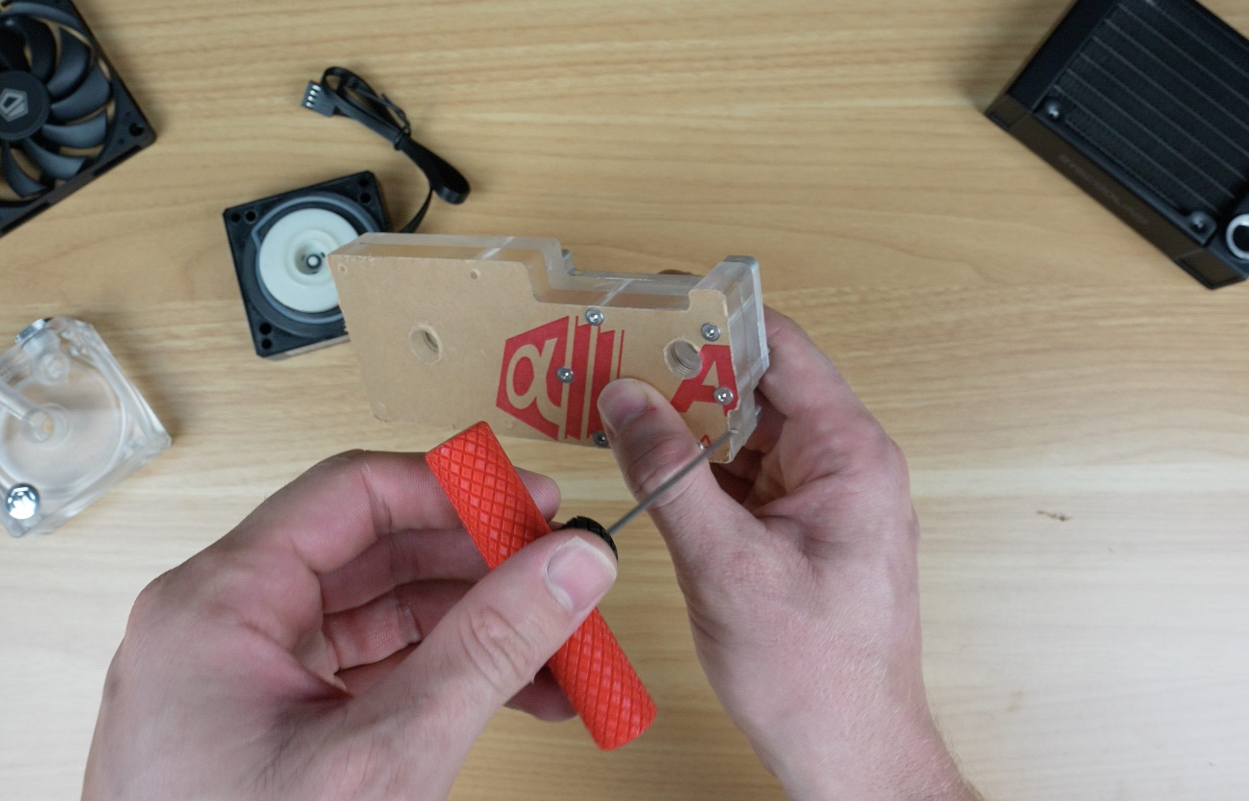 Clamping Plates Together With Screws - The DIY Life