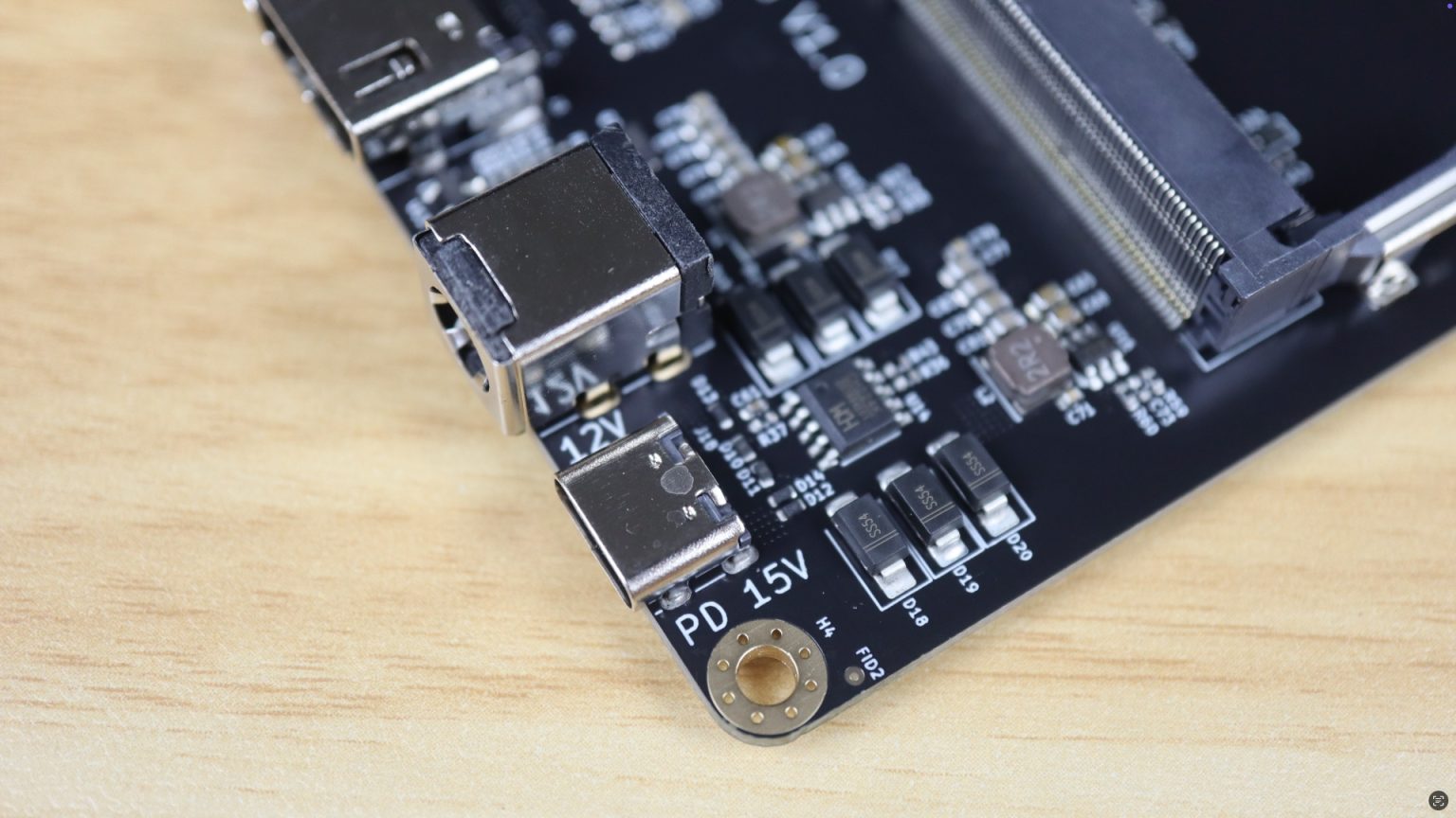 LattePanda Mu – A Tiny x86 Compute Module with Big Potential - The DIY Life