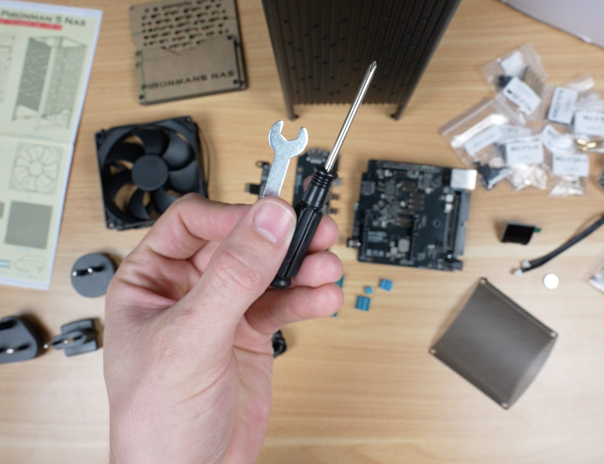 Raspberry Pi 5 NAS Case That Fits 3.5” Drives – Pironman 5 NAS - The ...